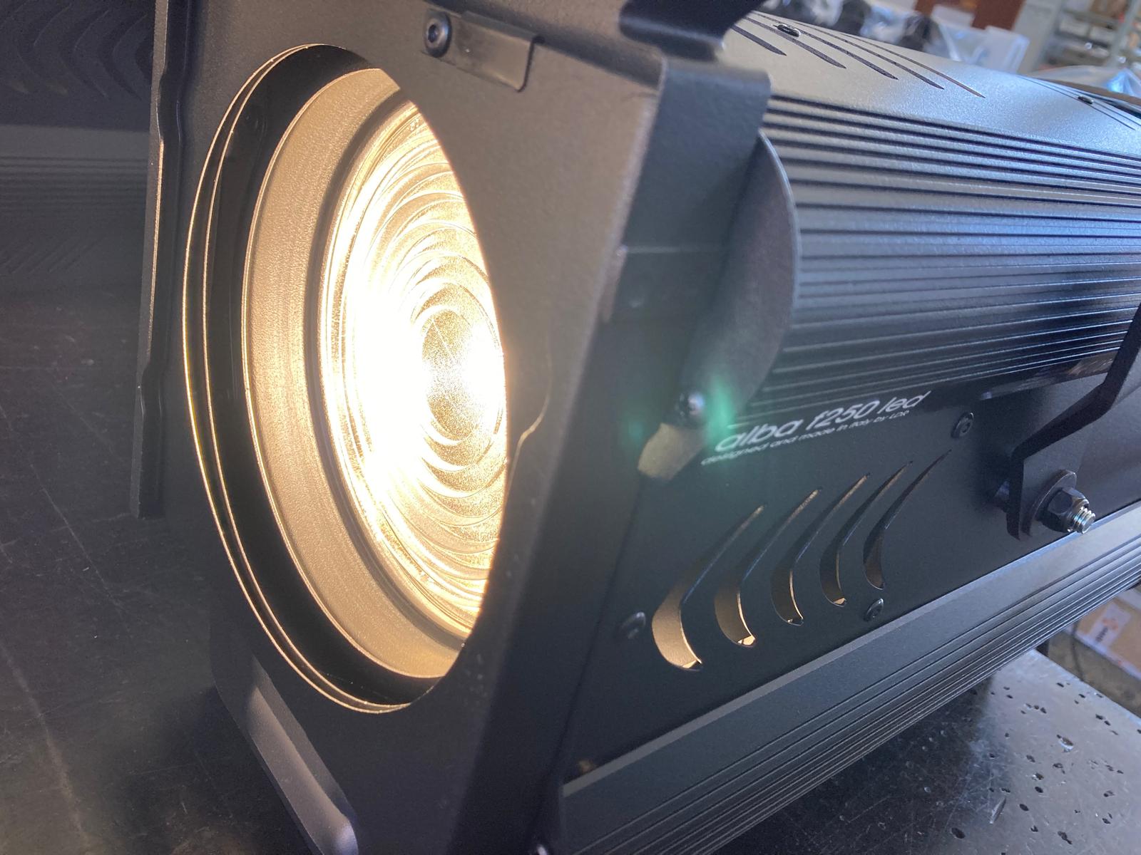 Theatre Lighting: LDR’s Fresnels - Luci Della Ribalta